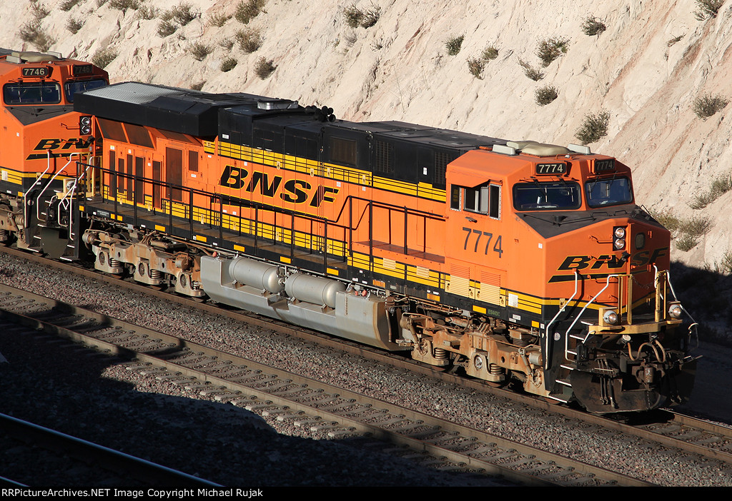 BNSF 7774